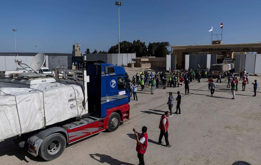 Refah Sınır Kapısı açıldı, yardım konvoyları Gazze’ye gidiyor - Tr724 Refah Sınır Kapısı açıldı, yardım konvoyları Gazze’ye gidiyor - Tr724