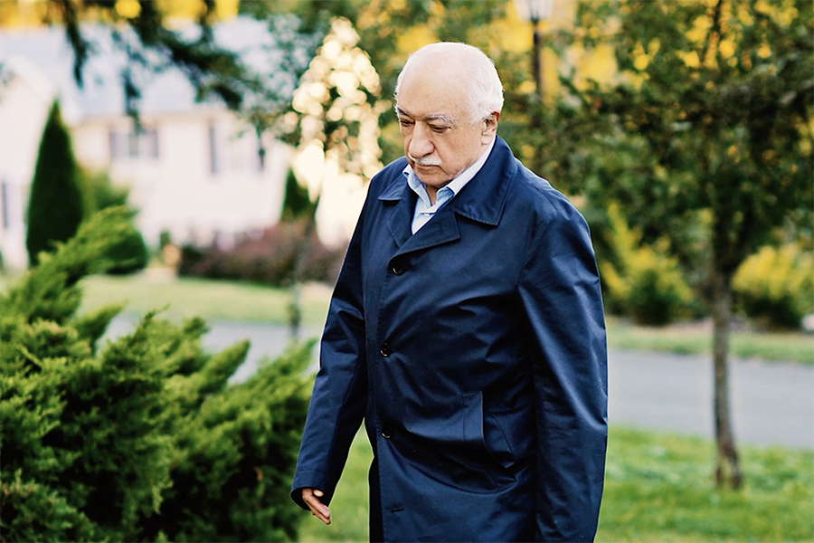 Asrımızı aydınlatan ışık: Fethullah Gülen Hocaefendi - Tr724 Asrımızı aydınlatan ışık: Fethullah Gülen Hocaefendi - Tr724